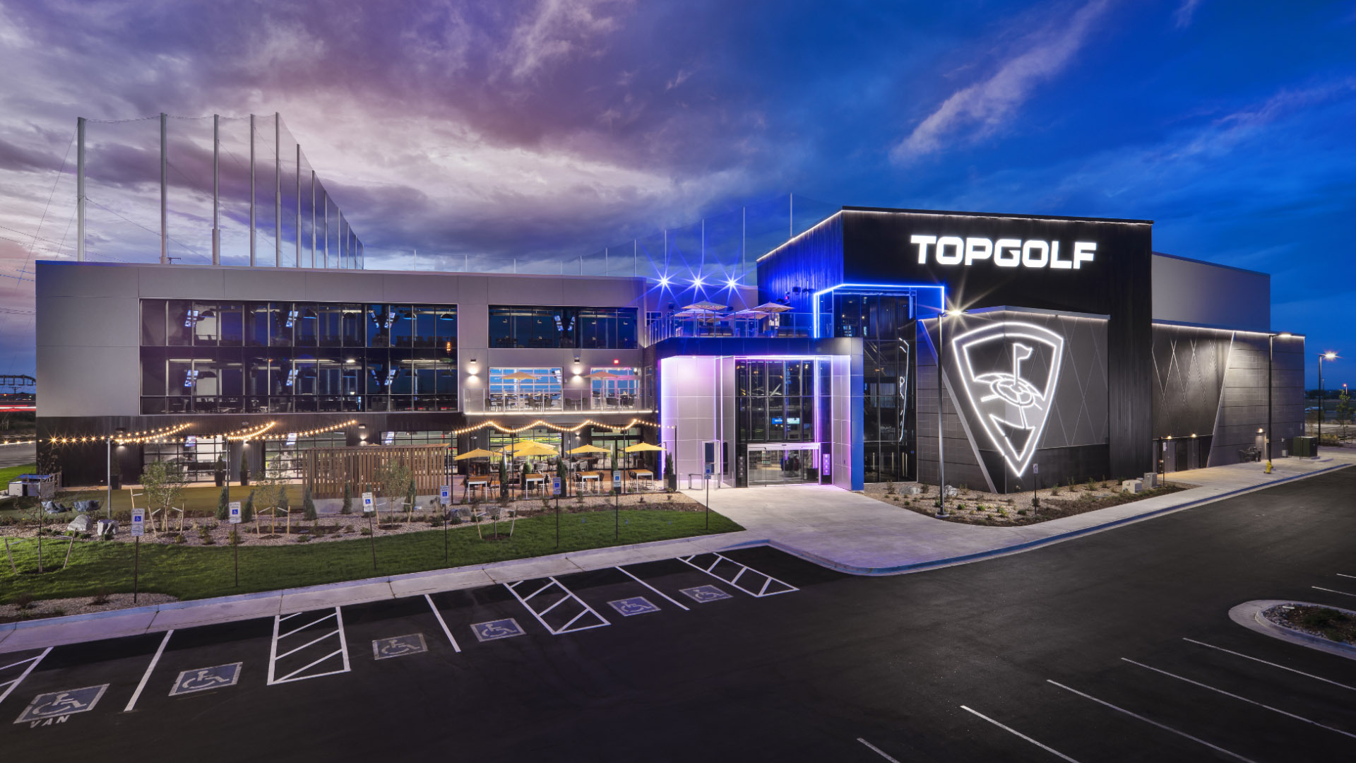 Golf, Party Venue, Sports Bar & Restaurant | Topgolf Philadelphia ...